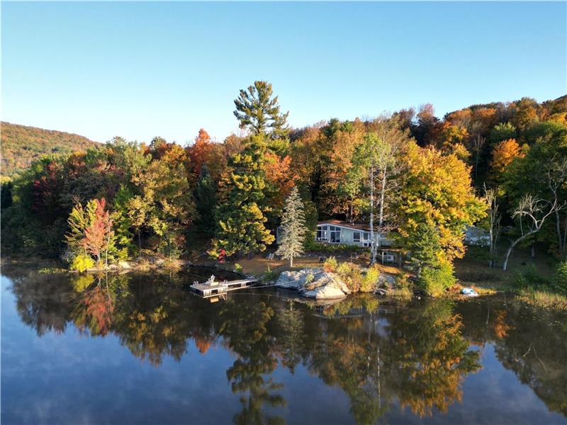 Bord du lac/Ski Bromont/Glissades - Chalet à louer Bromont | PL-26793 ...