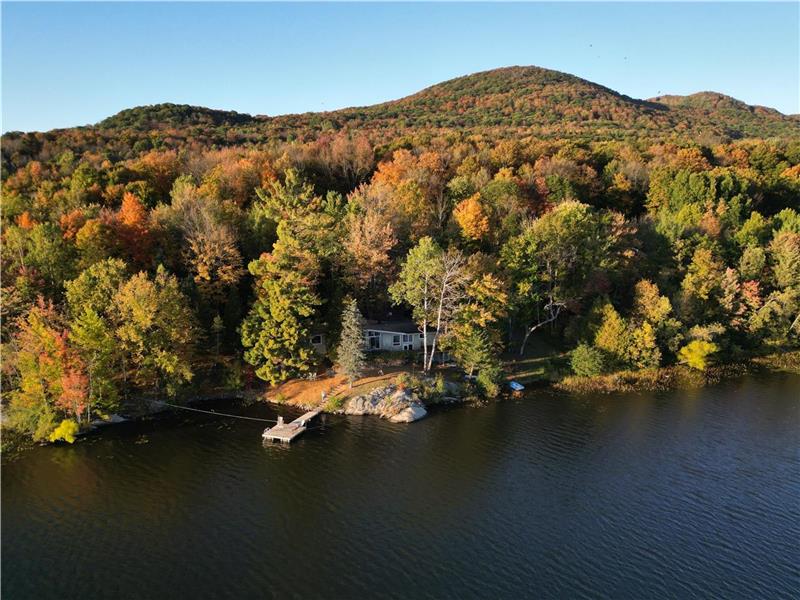 Bord du lac/Ski Bromont/Glissades - Chalet à louer Bromont | PL-26793 ...