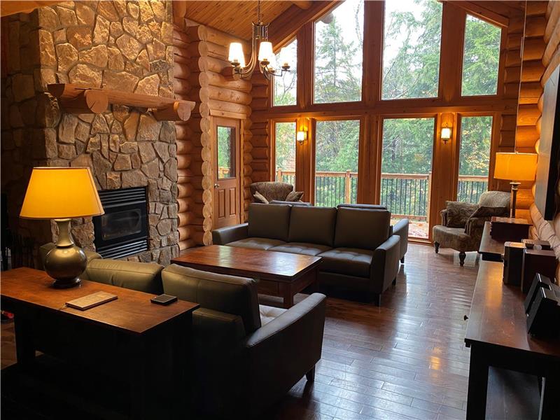 Chalet Chinook 2 Mont-Tremblant - - Mont-Tremblant Cottage Rental | PL ...