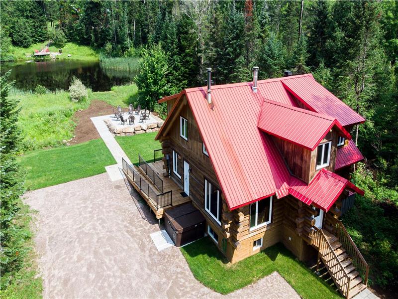 Log cabin by the lake - Lac-Sergent Cottage Rental | OR-31180 ...