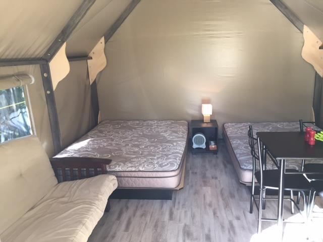 Glamp tent fully equip with potable - Rouyn-Noranda Cottage Rental | DI ...
