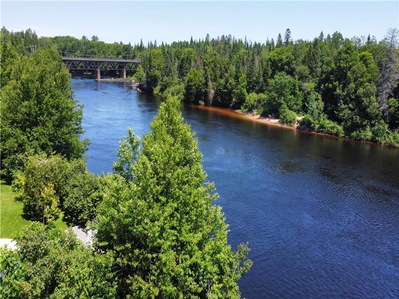 Chalet Shannon Beach - Chalet à louer Shannon | DI-32682 | ChaletsAuQuebec