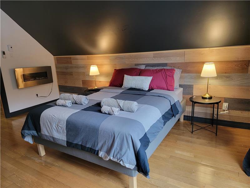 REINE DES DUNES CHALET @ Lac privé - Chalet à louer Rivière-Rouge | DI ...