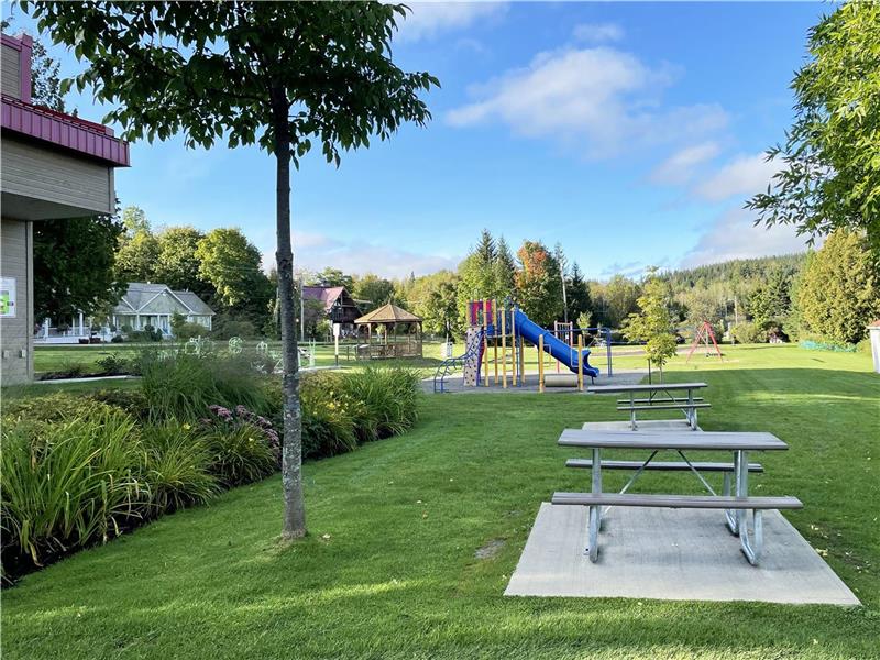 N&J Chalet - Vue du Lac - Chalet à louer Coaticook | DI-34382 ...