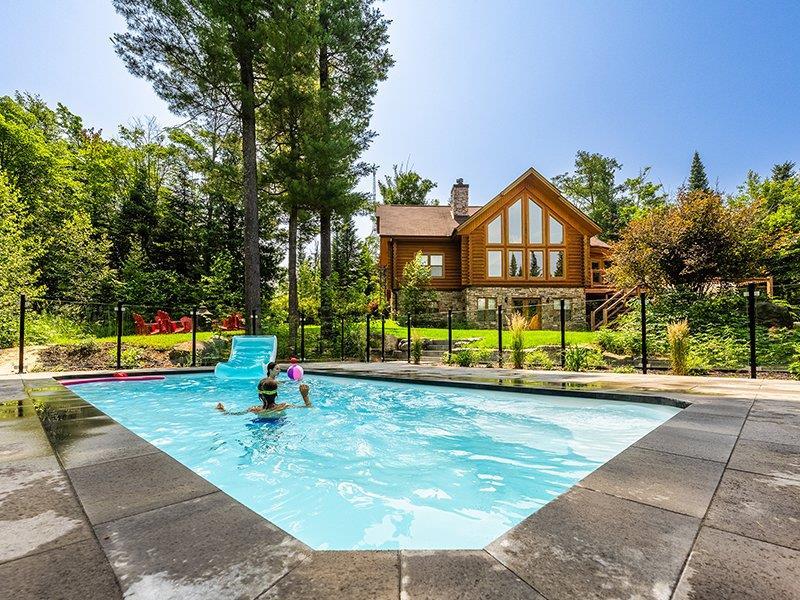 Chalet Red Deer Spa (Lac Fiddler) - Chalet à louer Morin-Heights | DI ...