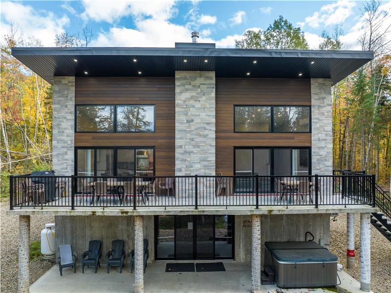 Chalet A Little Piece of - Chalet à louer St-Jean-de-Matha | PL-35817 ...