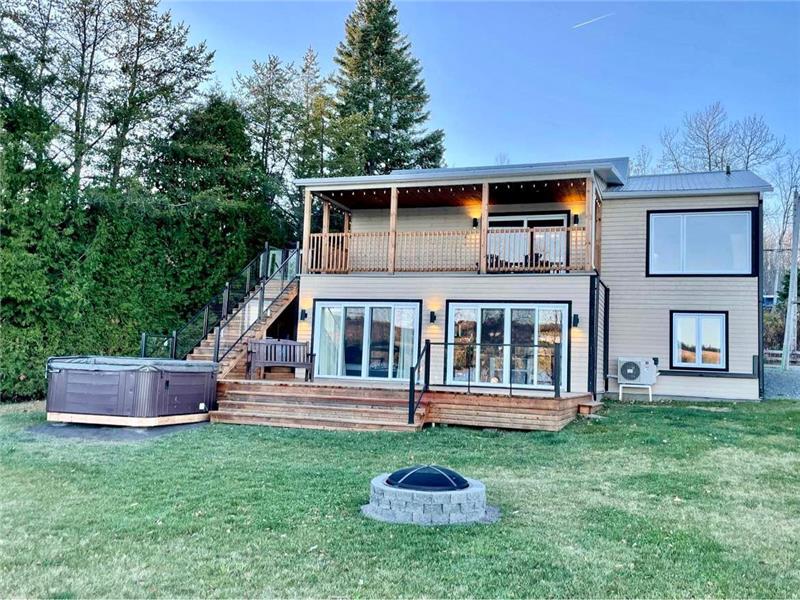 Le 308 du lac ! Spa avec vue - Chalet à louer St-Hubert-de-Rivière-du ...