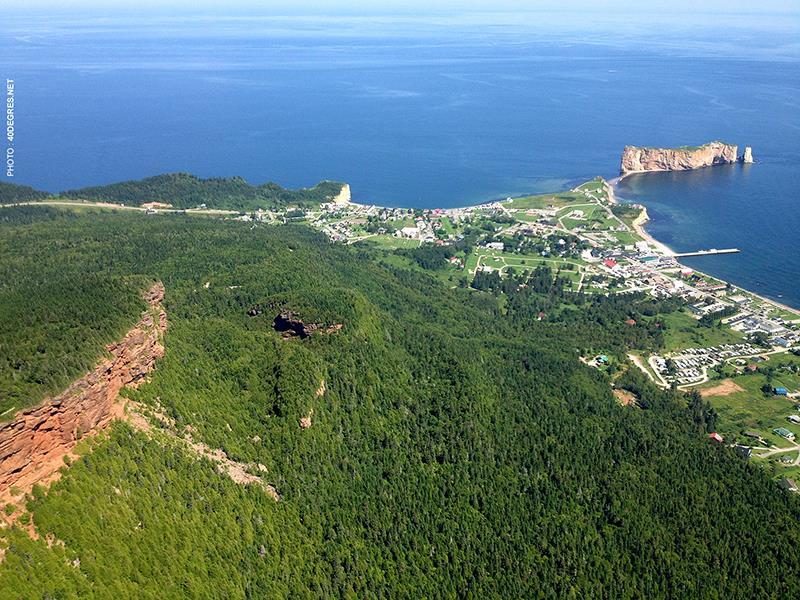 CHALET PERCÉ - MER ET MONTAGNE / - Chalet à louer Percé | OR-37046 ...