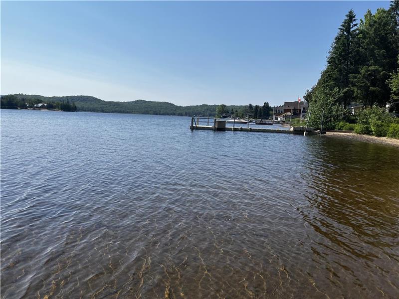 Le Petit Chalet au Lac Schryer - Chalet à louer Montpellier | DI-37102 ...