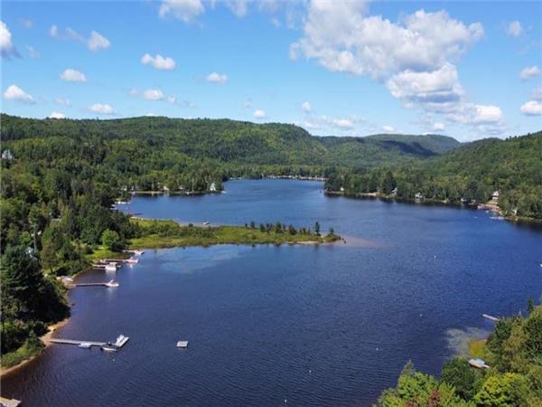 Le Pininsule du lac Hénault | Spa | - Chalet à louer Mandeville | DI ...