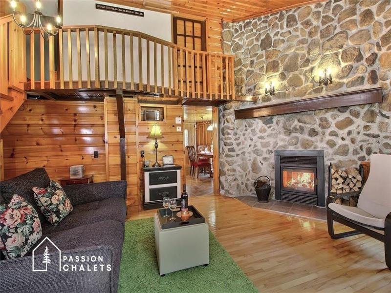 * PASSION CHALETS * | LUCY | - Chalet à louer Ste-Lucie-des-Laurentides ...