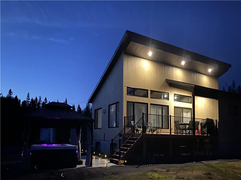 Le Skadi | Private Spa & Nature in - Shannon Cottage Rental | DI-38190 ...