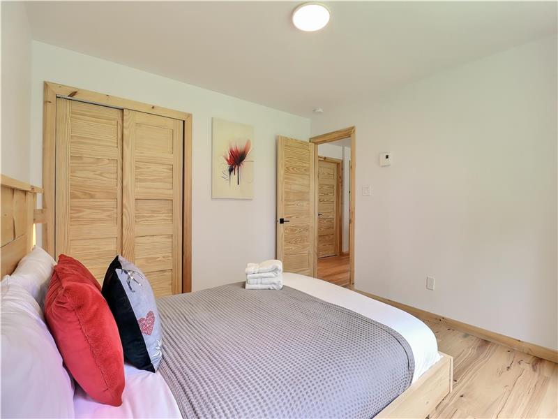 Le Vingt-Deux , chalet en - Chalet à louer Brownsburg-Chatham | DI ...