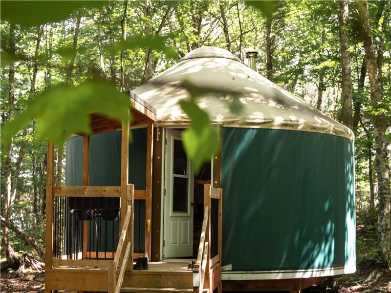Yourtes camp Portneuf - Chalet à louer St-Raymond | OR-39007 ...