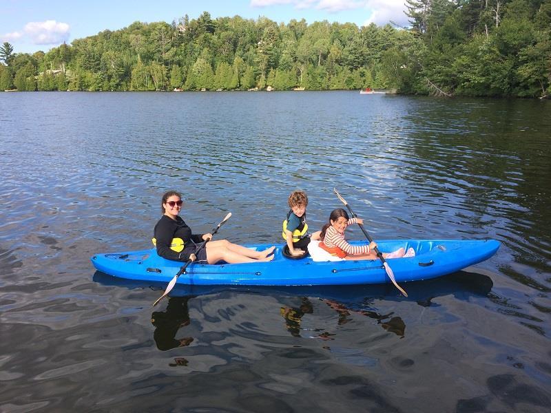MARIOUT-ON-THE-LAKE - Ste-Marguerite-du-Lac-Masson Cottage Rental | OR ...