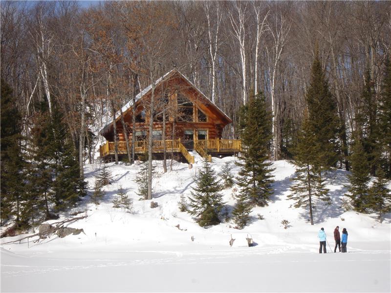 Aigle à Tête Blanche - Chalet à louer Ste-Béatrix | PL-7042 ...